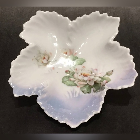 Accents | Fine Porcelain Leaf Trinket Dish With Roses Leuchtenburg ...